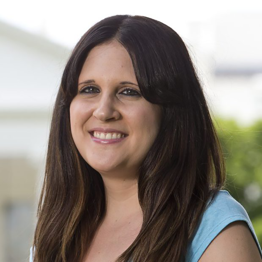 Liz Hines's Instagram, Twitter & Facebook on IDCrawl